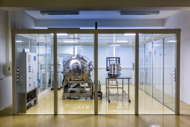 Clean room | Vesolje-SI